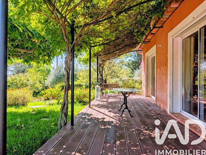 Maison à vendre - Cuers - 5 pièces - 4 chambres