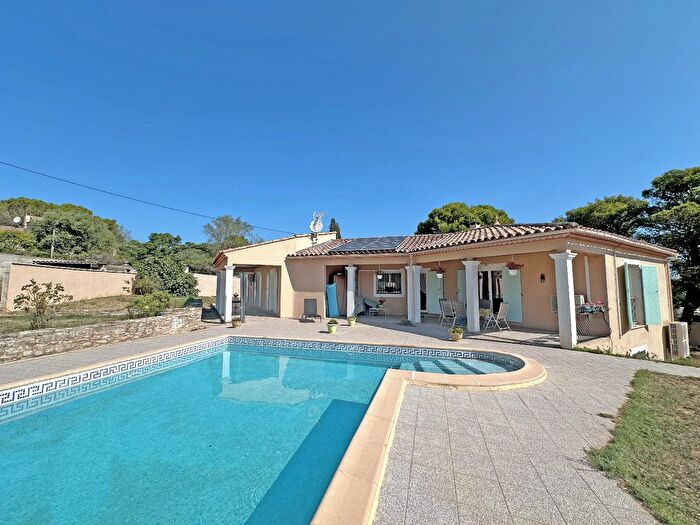 Maison à vendre - Nîmes, Mas de Lauze, Carreau de Lanes - 6 pièces - 4 chambres