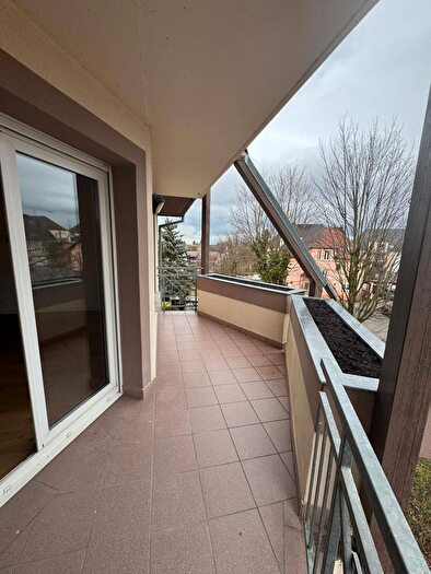 Appartement à louer - Sierentz - 4 pièces - 3 chambres