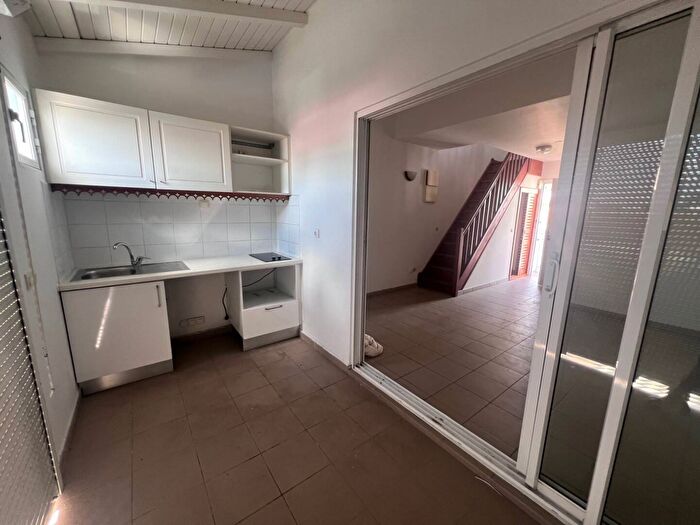 Appartement à louer - Saint-François - 2 pièces - 1 chambre