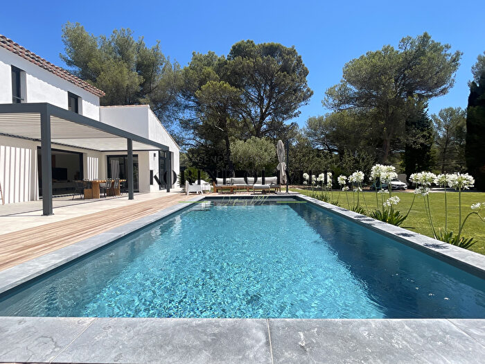 Maison à vendre - Ventabren - 7 pièces - 6 chambres