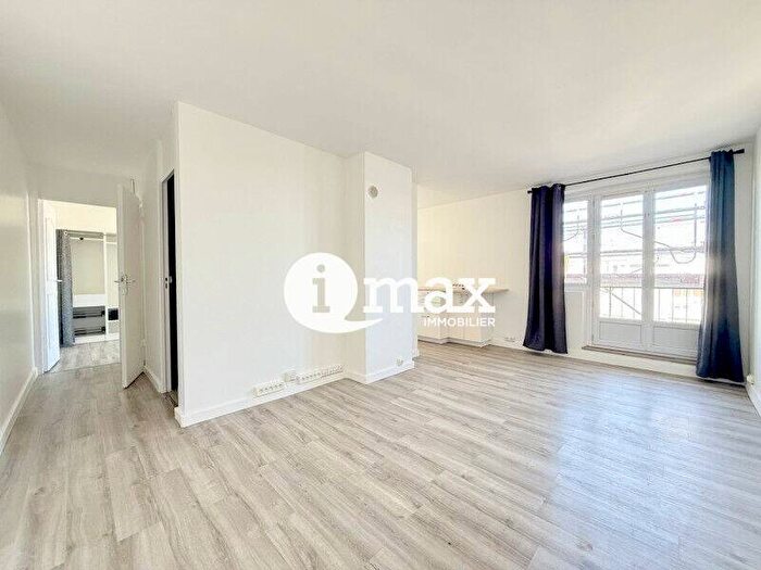 Beaujon-Berges de Seine, Clichy : Appartement 2 pièces à louer