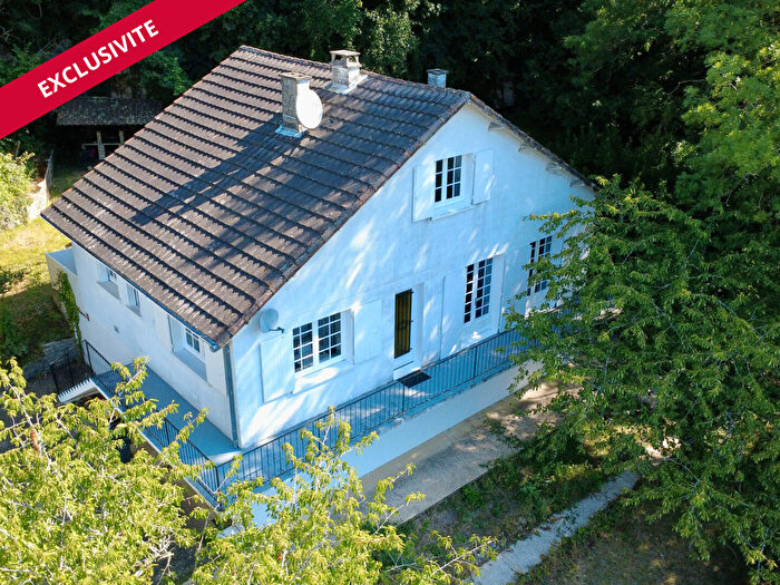 Maison 6 pièces à Charroux, à vendre