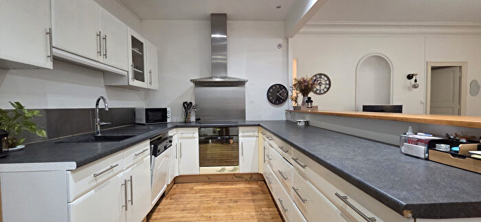 Appartement à vendre - Dijon, Centre-ville - 4 pièces - 3 chambres