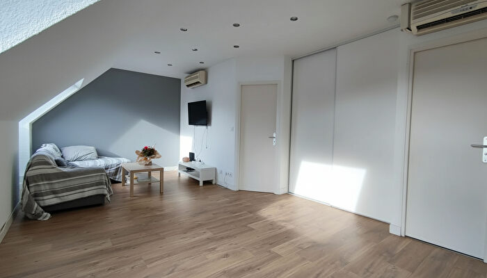 Appartement à vendre - Chenôve, Chenôve - 2 pièces - 1 chambre