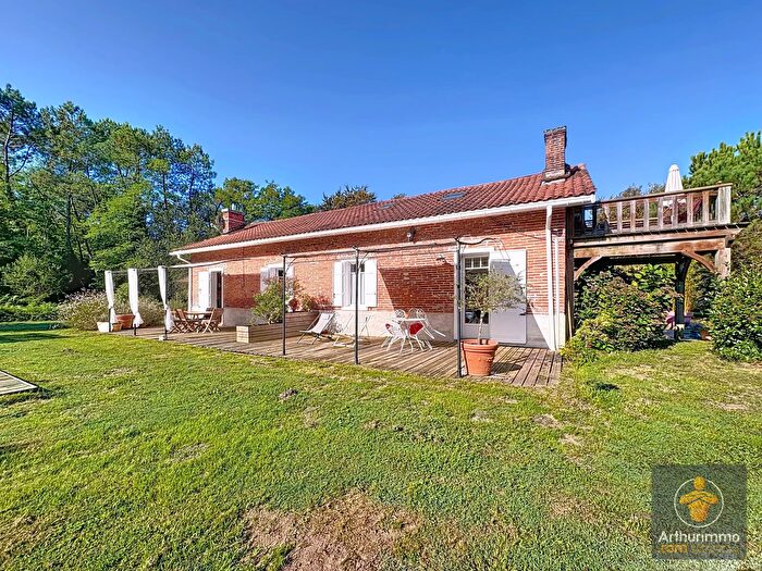 Maison à vendre - Sainte-Eulalie-en-Born - 7 pièces - 4 chambres