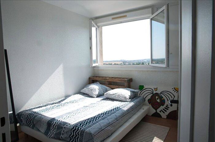 Appartement à louer - Grenat, Longjumeau - 1 pièce