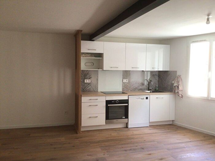 Maison 4 pièces à louer - Le Pouget