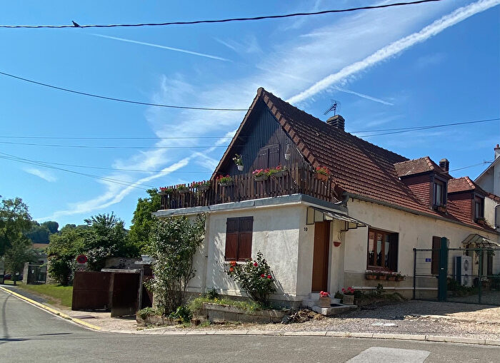 Maison 6 pièces à Mont-Notre-Dame, à vendre
