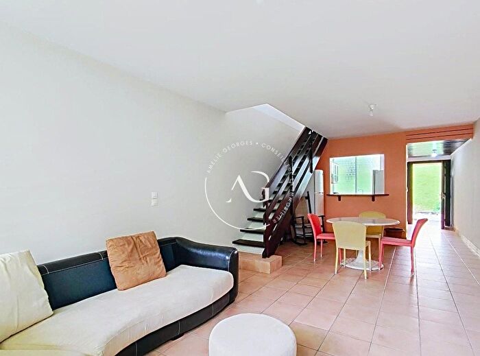 Appartement à vendre - Fort-de-France - 3 pièces - 2 chambres