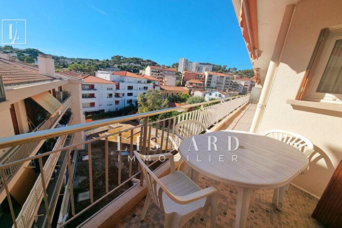 Appartement 3 pièces à Vallauris, Centre-ville, à vendre