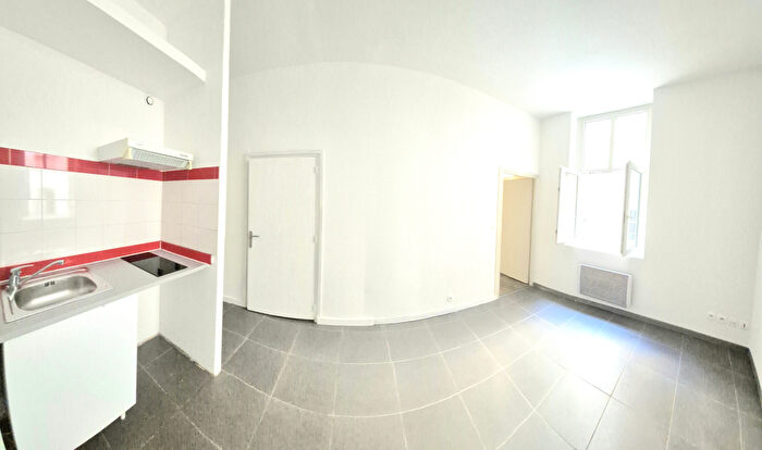 Appartement à vendre - Marseille er , Noailles - 2 pièces - 1 chambre