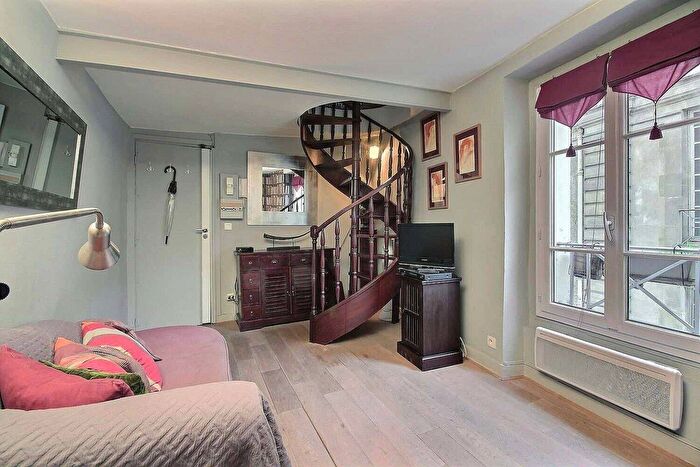 Appartement à louer - Archives, Paris ème arrondissement - 1 pièce