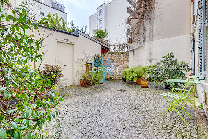 Appartement à vendre - Paris e , Plaine, Lagny - 3 pièces - 2 chambres