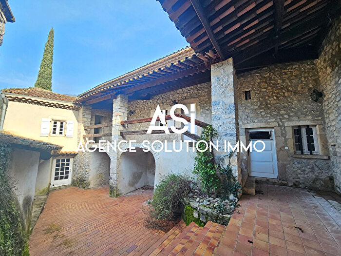 Maison à vendre - Saint-Thomé - 9 pièces - 4 chambres