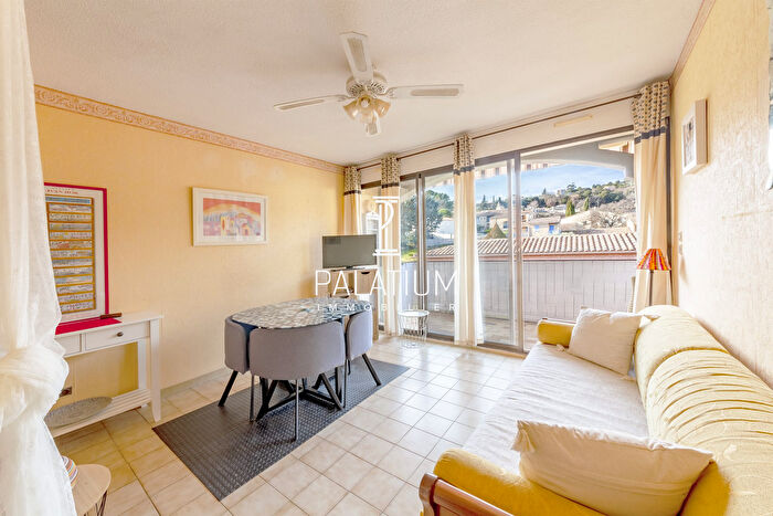 Appartement à vendre - Gréoux-les-Bains - 2 pièces - 1 chambre