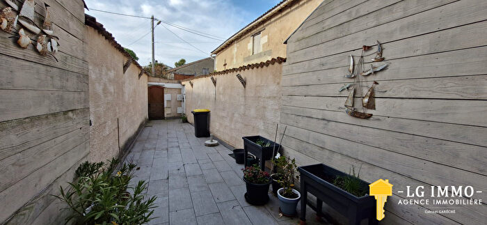 Maison à vendre - Mortagne-sur-Gironde - 3 pièces - 2 chambres
