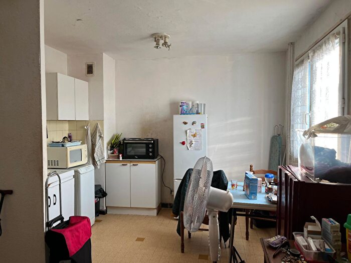 Appartement à vendre - Saint-Étienne, Crêt de Roc - 1 pièce