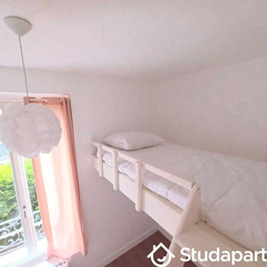 Appartement à louer - Saint Martin, Pontoise - 1 pièce - 3 chambres