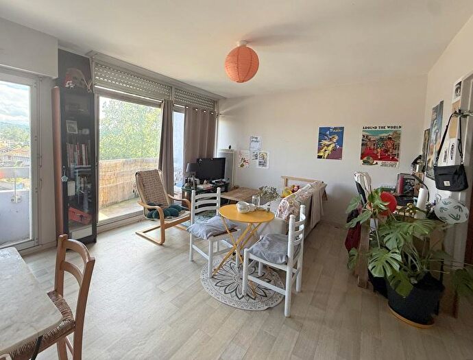 Appartement 2 pièces à Pau, Centre-ville, à vendre