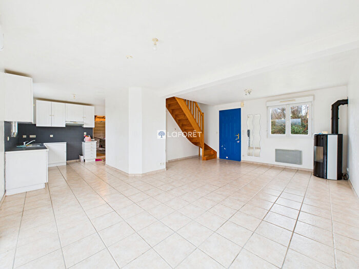 Maison à vendre - Plogastel-Saint-Germain - 5 pièces - 3 chambres