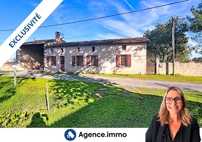 Maison à vendre - Saint-Ciers-sur-Gironde - 6 pièces - 4 chambres