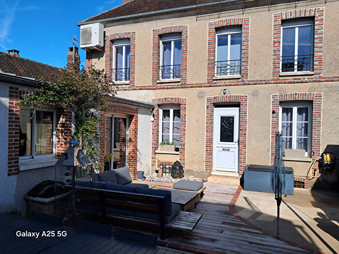 Maison à vendre - Véron - 7 pièces - 5 chambres