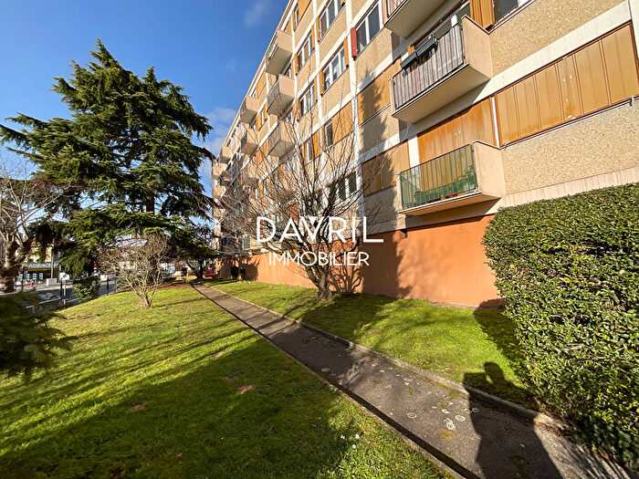 Appartement 3 pièces à vendre à Conflans-Sainte-Honorine, Romagné, Renouveau