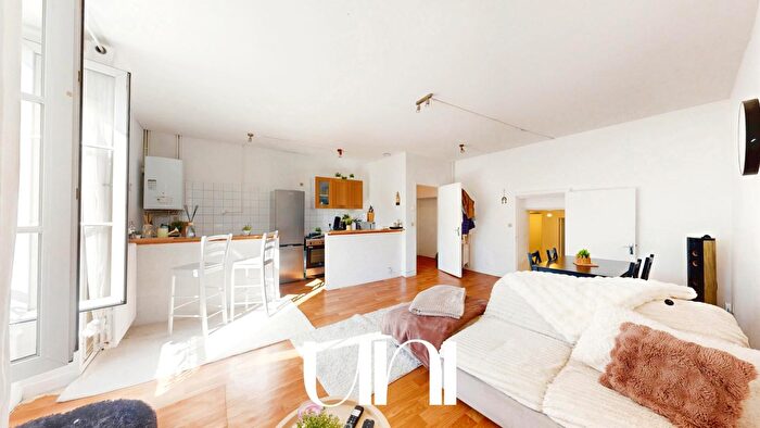 Appartement à vendre - Bayeux, Centre-ville, Saint-Jean - 3 pièces - 2 chambres