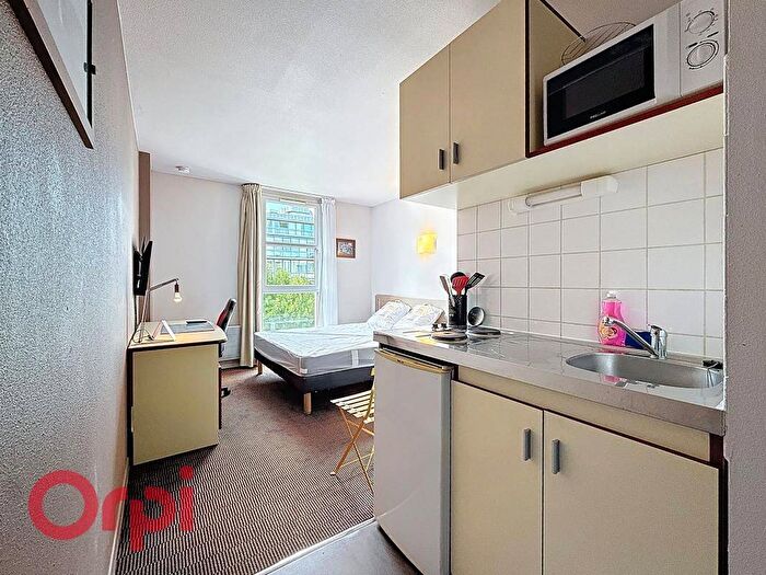 Appartement à louer - Stanislas-Meurthe, Nancy - 1 pièce