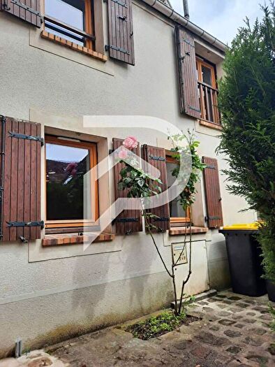 Maison à louer - Châtillon-la-Borde - 3 pièces - 2 chambres