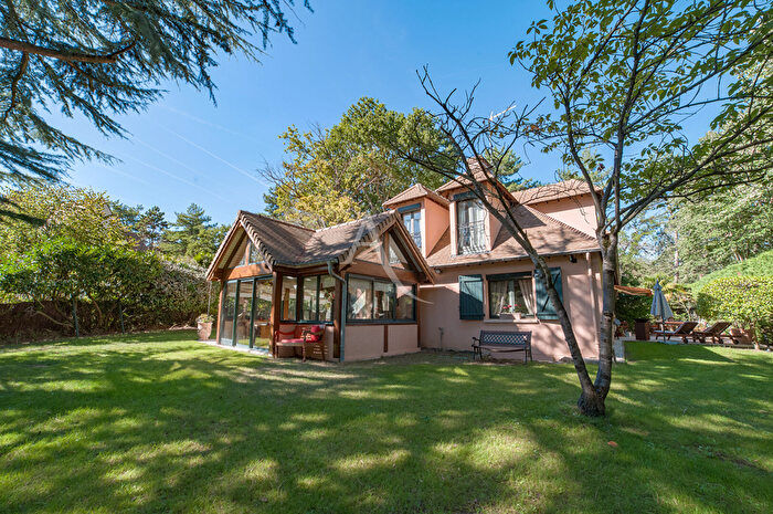 Maison 9 pièces à vendre à Maisons-Laffitte, Est