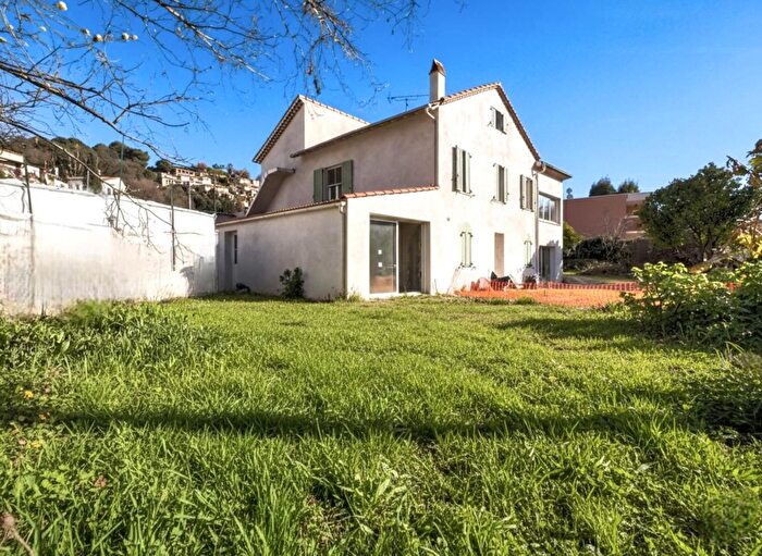 Appartement à vendre - Cagnes-sur-Mer, Les Canebiers - 4 pièces - 3 chambres