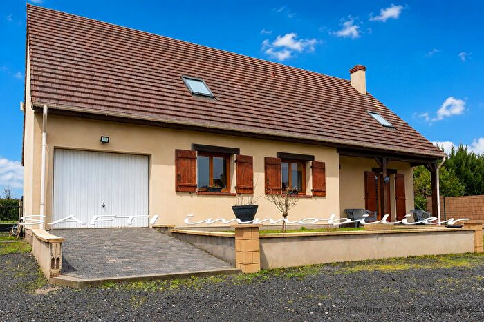 Maison 5 pièces à Limetz-Villez, à vendre