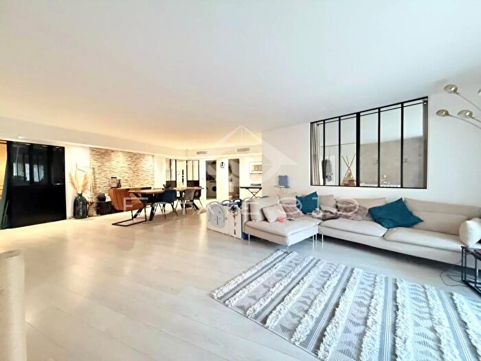 Appartement à vendre - Le Cannet, Rocheville, Colombier, Campelières - 3 pièces - 2 chambres