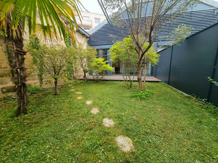 Appartement 3 pièces à louer à Bordeaux, Rivière
