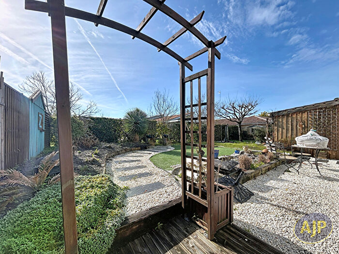 Maison à vendre - Audenge - 5 pièces - 3 chambres