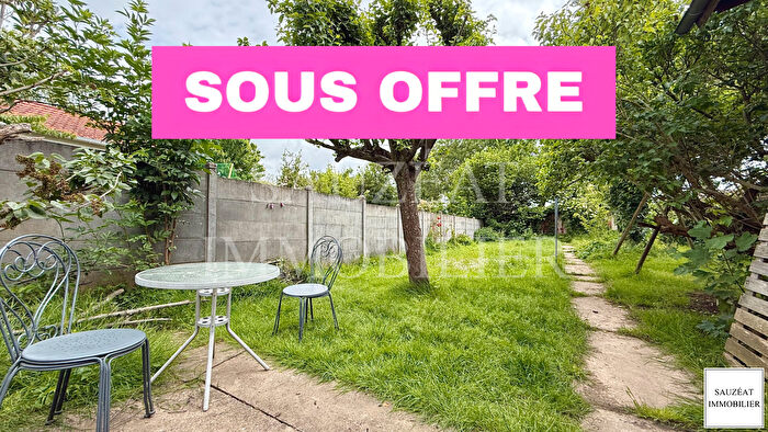 Maison 8 pièces à Bagneux, La Rapie, à vendre