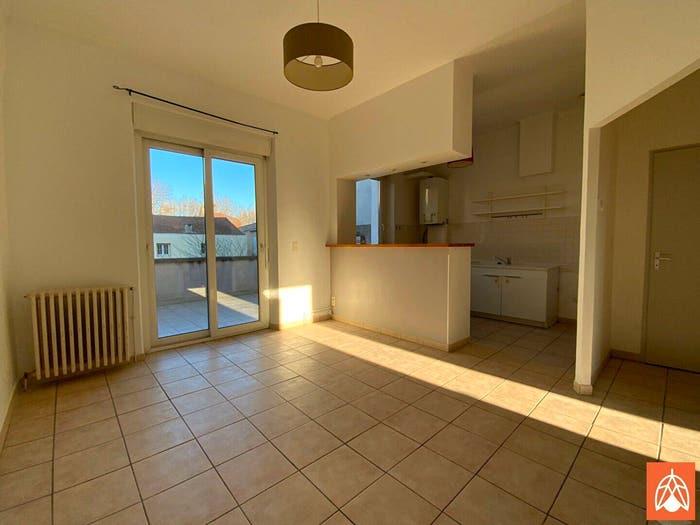 Le Pilon Blanc, Salon-de-Provence : Appartement 3 pièces à louer