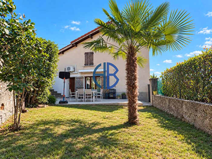 Maison 6 pièces à Voreppe, à vendre