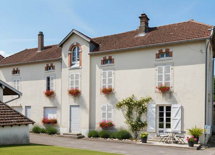 Maison à vendre - Genevrières - 4 pièces - 2 chambres