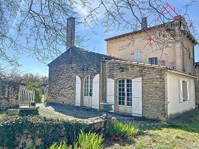 Maison à vendre - Pernes-les-Fontaines - 12 pièces - 10 chambres