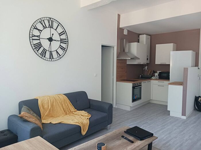 Appartement à louer - La Réole - 2 pièces - 1 chambre