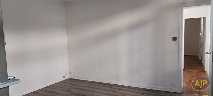 Appartement à louer - Saintes, Centre-ville - 3 pièces - 2 chambres