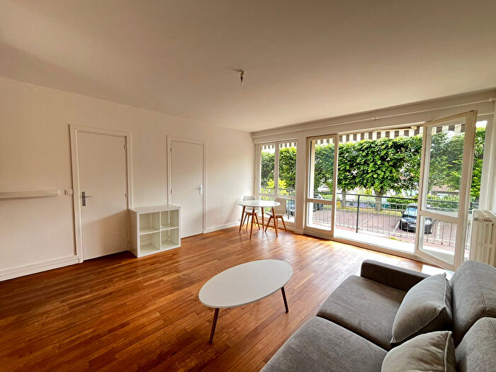 Appartement 1 pièce à vendre à Suresnes, Plateau Ouest
