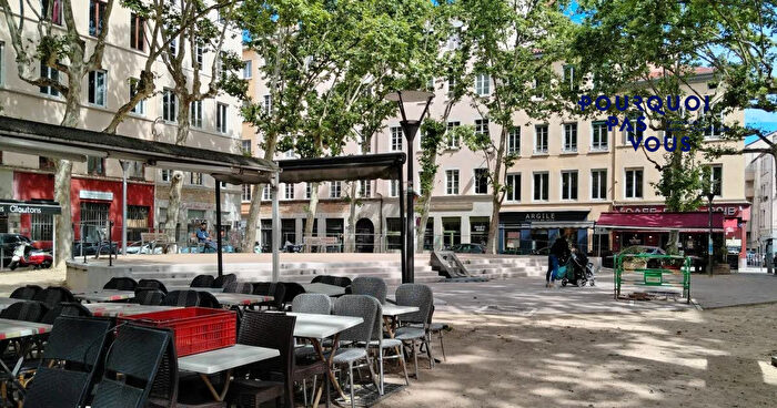 Appartement à vendre - Lyon e , Croix Rousse Est - 3 pièces - 2 chambres