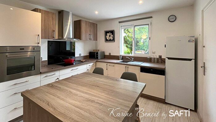 Maison à vendre - Saint-Germain-lès-Corbeil - 5 pièces - 3 chambres