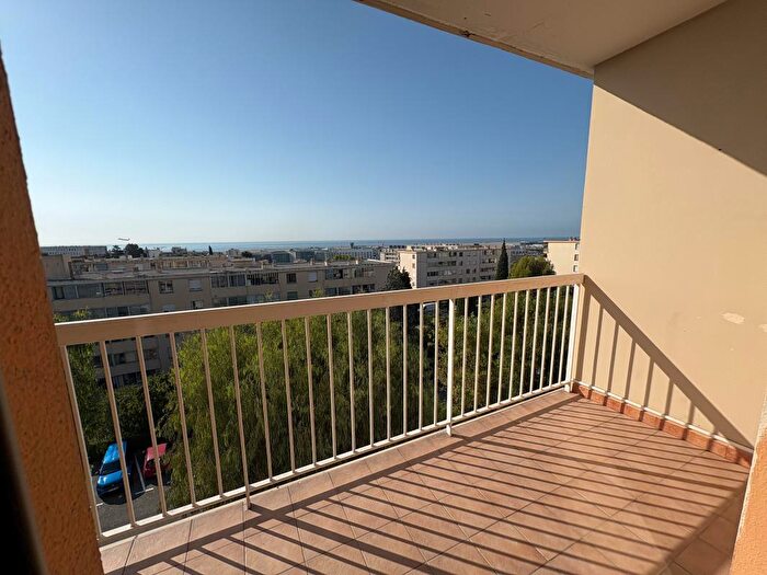 Appartement 2 pièces à louer à Nice, Caucade