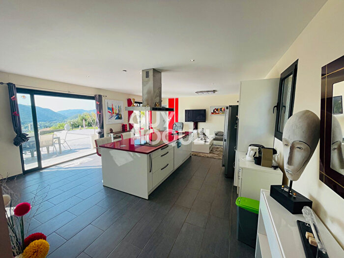 Maison à vendre - Lodève - 5 pièces - 4 chambres