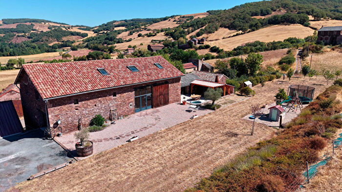 Maison 5 pièces à vendre - Saint-Izaire